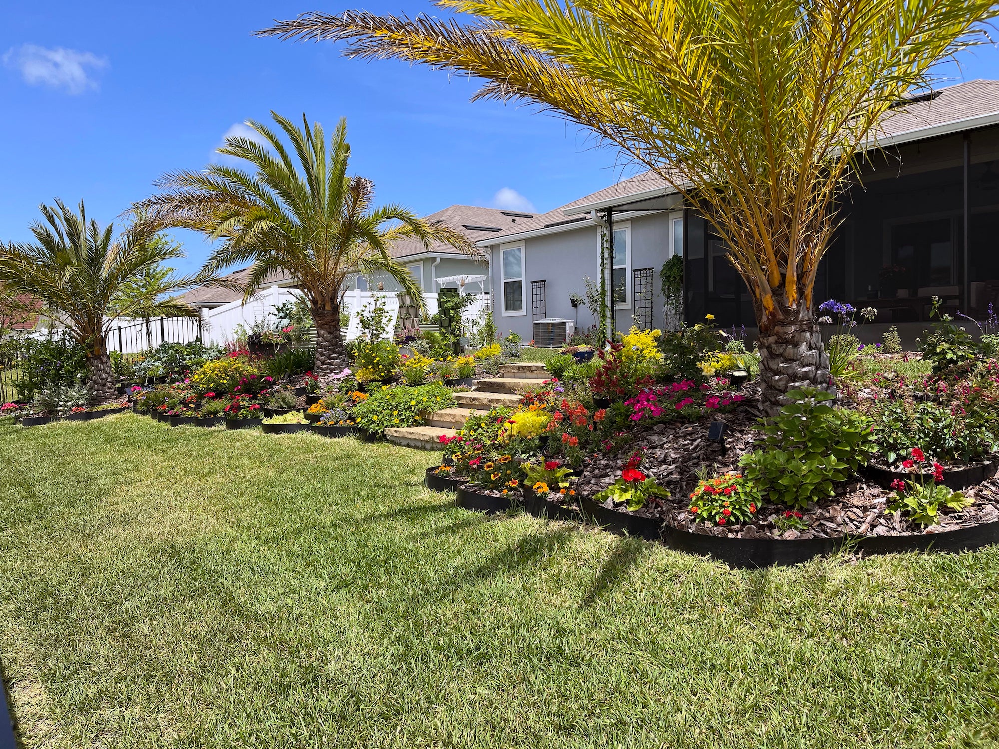 DIRT LOCKER®: Terrace Gardening and Erosion Control Solution